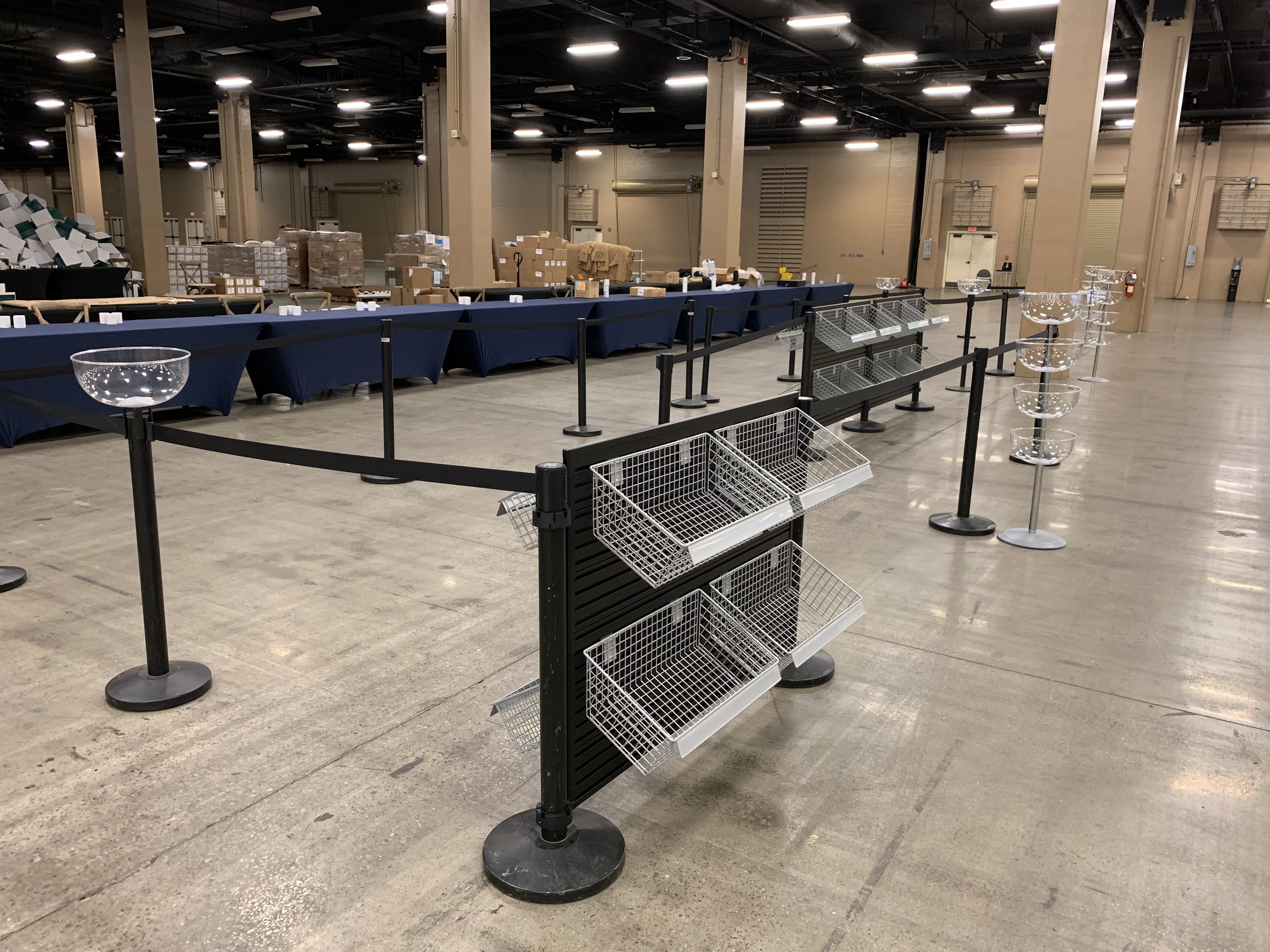 Double Sided Stanchion Panel 50″x 36″ w/ Wire Baskets 22″x 10″ | Dream ...